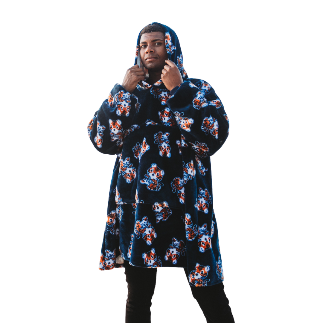 Uggo Wear Giant Hoodie Tig-AWR Navy – Charlie's Pet